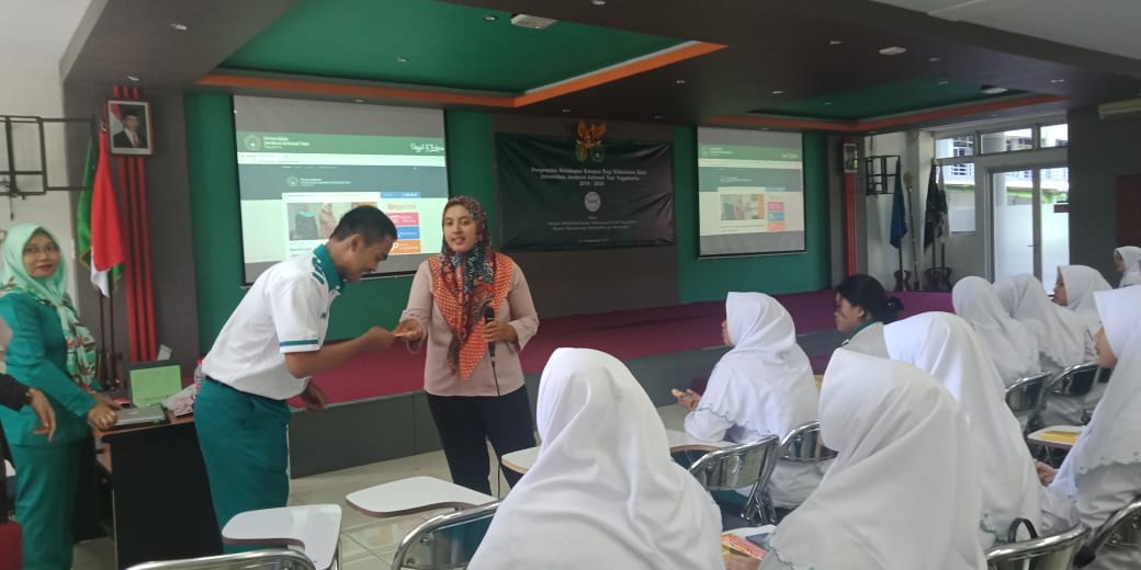 Mahasiswa Baru Unjaya Ikuti Orientasi Perpustakaan